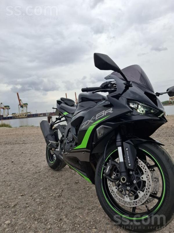 Kawasaki Zx-6R 2025 in Riga, with an engine capacity of 0.64 L and mileage of 0 thousand km for 10600 €, photo 1 on AUTOMOTO.COM.LV