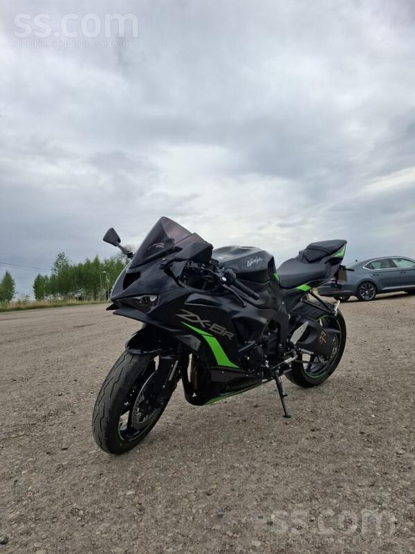 Kawasaki Zx-6R 2025 in Riga, with an engine capacity of 0.64 L and mileage of 0 thousand km for 10600 €, photo 2 on AUTOMOTO.COM.LV