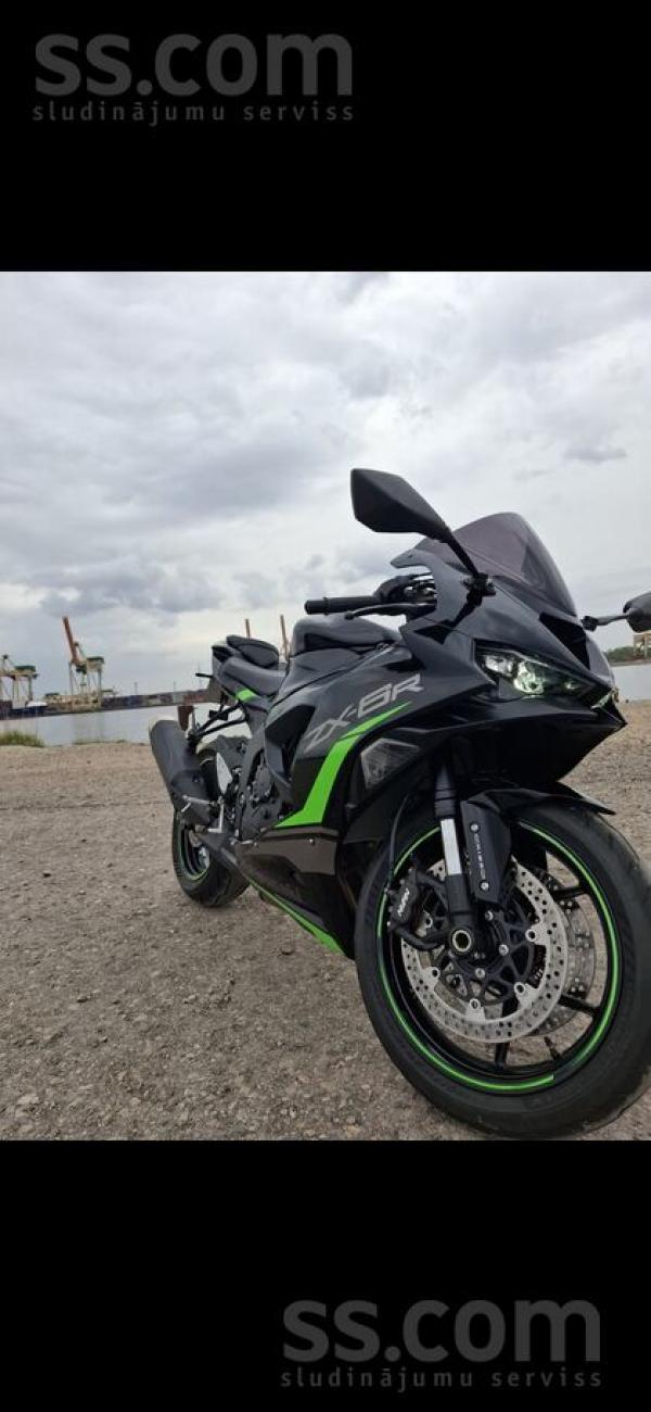 Кавасаки Zx-6R 2025 в Рига на AUTOMOTO.COM.LV Кавасаки Zx-6R 2025 в Рига, объемом двигателя 0.64 л и пробегом 0 тыс. км за 8500 €, фото 1 на AUTOMOTO.COM.LV