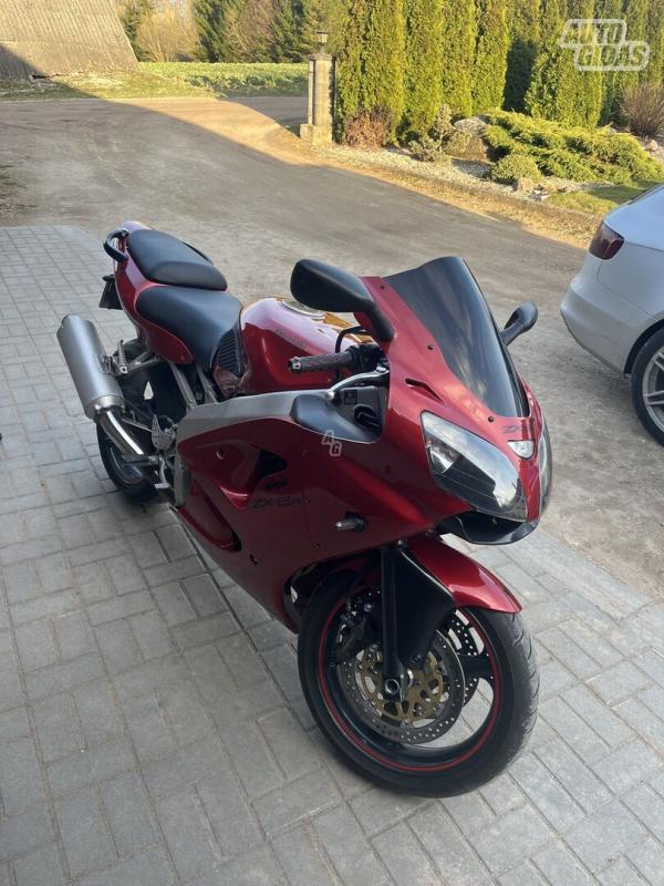 Red Kawasaki Zx-6R 2000 in Kaunas, with an engine capacity of 0.00 L and mileage of 48 thousand km for 2500 €, photo 3 on AUTOMOTO.COM.LV