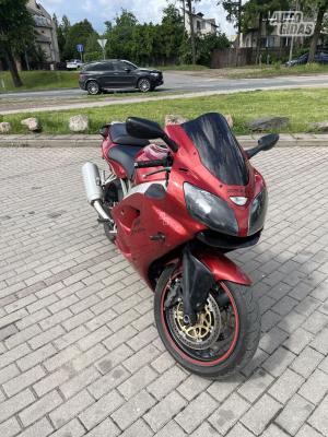 Red Kawasaki Zx-6R 2000 in Kaunas, with an engine capacity of 0.00 L and mileage of 48 thousand km for 2500 €, photo 8 on AUTOMOTO.COM.LV