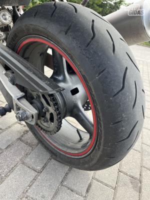 Red Kawasaki Zx-6R 2000 in Kaunas, with an engine capacity of 0.00 L and mileage of 48 thousand km for 2500 €, photo 13 on AUTOMOTO.COM.LV
