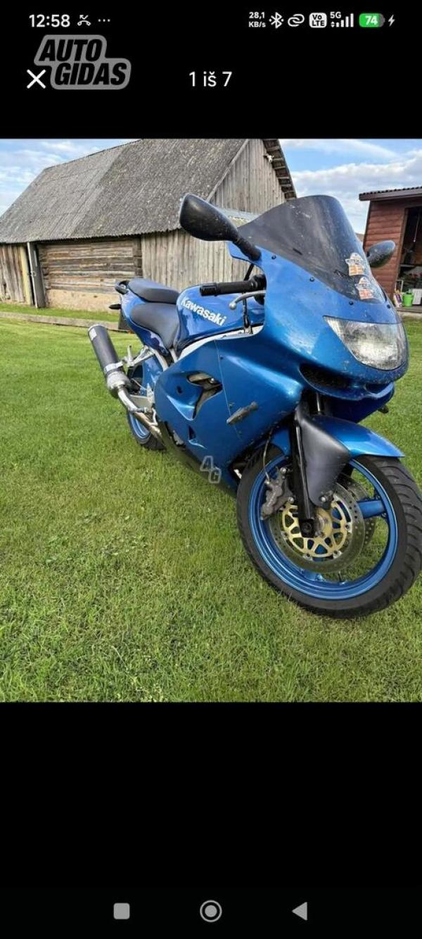Blue Kawasaki ZX-9R 1999 in Pakruojis, with an engine capacity of 0.90 L and mileage of 0 thousand km for 1750 €, photo 4 on AUTOMOTO.COM.LV