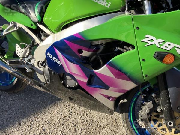 Кавасаки ZX-9R 1999 в Рига, объемом двигателя 0.90 л и пробегом 0 тыс. км за 2850 €, фото 4 на AUTOMOTO.COM.LV