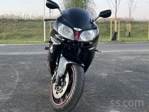 Кавасаки ZX-9R 2000 в Елгава, объемом двигателя 0.90 л и пробегом 0 тыс. км за 2100 €, фото 7 на AUTOMOTO.COM.LV