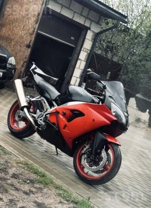 Kawasaki ZX-9R 2001 in Rezekne, with an engine capacity of 0.90 L and mileage of 0 thousand km for 2000 €, photo  on AUTOMOTO.COM.LV
