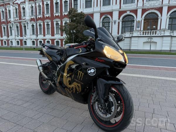 Kawasaki ZX-9R 2002 Jelgava, ar dzinēja tilpumu 1.00 L un nobraukumu 0 tūkst. km par 2200 €, foto 1 vietnē AUTOMOTO.COM.LV