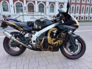 Kawasaki ZX-9R 2002 Jelgava, ar dzinēja tilpumu 1.00 L un nobraukumu 0 tūkst. km par 2200 €, foto 3 vietnē AUTOMOTO.COM.LV
