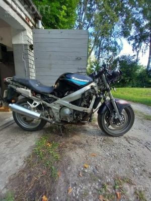 Kawasaki ZZR 600 1996 in Riga, with an engine capacity of 0.60 L and mileage of 0 thousand km for 300 €, photo  on AUTOMOTO.COM.LV