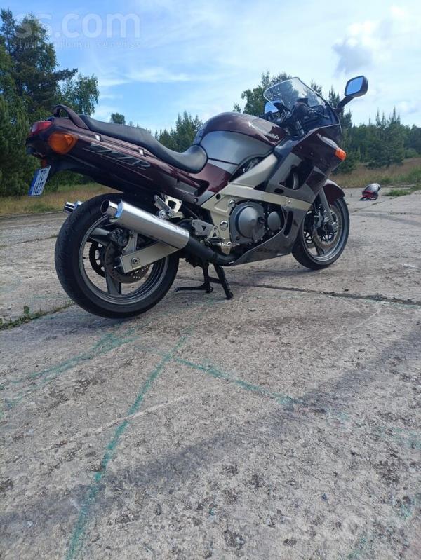 Кавасаки ZZR 600 1998 в Лиепая, объемом двигателя 0.60 л и пробегом 0 тыс. км за 1800 €, фото 5 на AUTOMOTO.COM.LV
