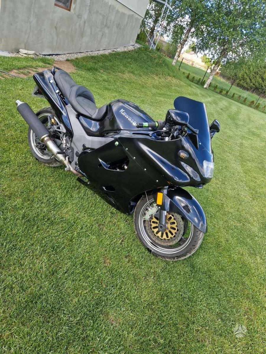 Melns Kawasaki ZZR 1993 Kuršėnai, ar dzinēja tilpumu 0.00 L un nobraukumu 72 tūkst. km par 1100 €, foto 3 vietnē AUTOMOTO.COM.LV