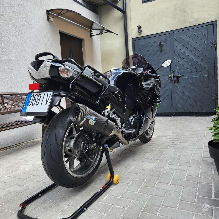 Черный Кавасаки ZZR 2007 в Укмерге, объемом двигателя 1.40 л и пробегом 71 тыс. км за 5600 €, фото 5 на AUTOMOTO.COM.LV