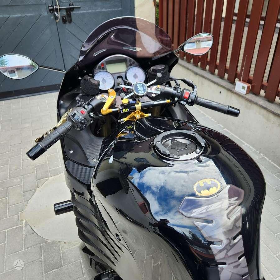 Черный Кавасаки ZZR 2007 в Укмерге, объемом двигателя 1.40 л и пробегом 71 тыс. км за 5600 €, фото 9 на AUTOMOTO.COM.LV