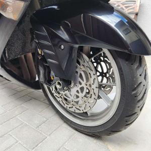 Черный Кавасаки ZZR 2007 в Укмерге, объемом двигателя 1.40 л и пробегом 71 тыс. км за 5600 €, фото 10 на AUTOMOTO.COM.LV