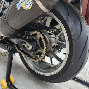 Черный Кавасаки ZZR 2007 в Укмерге, объемом двигателя 1.40 л и пробегом 71 тыс. км за 5600 €, фото 11 на AUTOMOTO.COM.LV