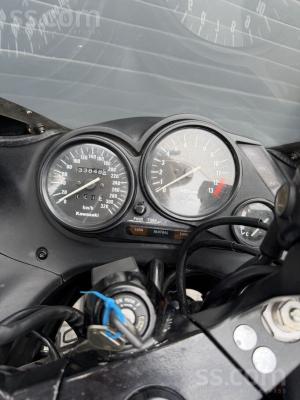 Кавасаки ZZR 1999 в Айзкраукле, объемом двигателя 1.20 л и пробегом 0 тыс. км за 2170 €, фото 4 на AUTOMOTO.COM.LV