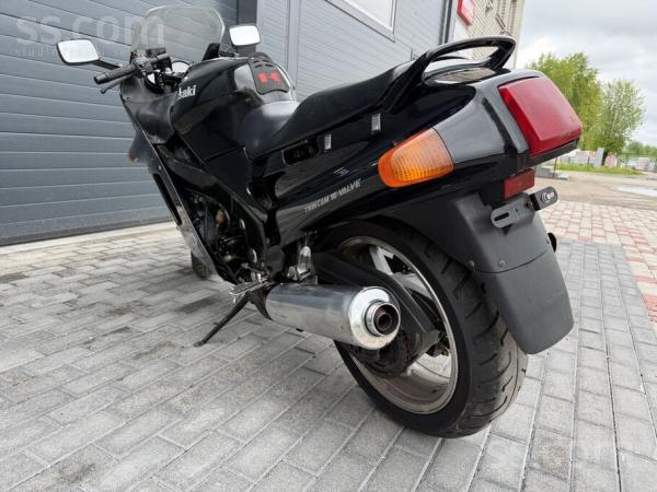 Кавасаки ZZR 1999 в Айзкраукле, объемом двигателя 1.20 л и пробегом 0 тыс. км за 2170 €, фото 5 на AUTOMOTO.COM.LV