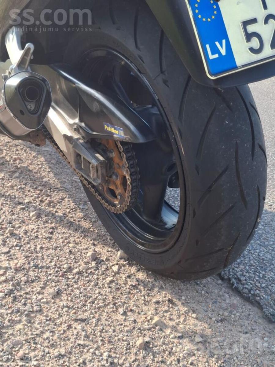 Kawasaki ZZR 2002 Jelgava, ar dzinēja tilpumu 1.20 L un nobraukumu 0 tūkst. km par 1999 €, foto 8 vietnē AUTOMOTO.COM.LV