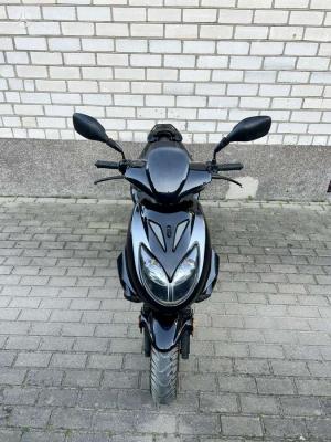 Black Keeway Focus 2014 in Taurage, with an engine capacity of 49.00 L and mileage of 5 thousand km for 380 €, photo 6 on AUTOMOTO.COM.LV