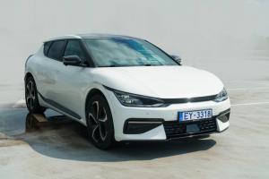 White Kia Capital 2021 in Riga, with an engine capacity of 0.00 L and mileage of 98 thousand km for 30000 €, photo 18 on AUTOMOTO.COM.LV