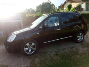 Melns Kia Carens 2008 Viļņa, ar dzinēja tilpumu 2.00 L un nobraukumu 250 tūkst. km par 2200 €, foto 2 vietnē AUTOMOTO.COM.LV