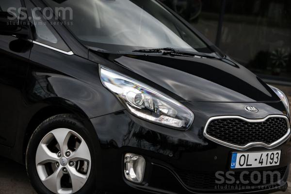 Black Kia Carens 2013 in Jelgava, with an engine capacity of 1.70 L and mileage of 0 thousand km for 7490 €, photo 3 on AUTOMOTO.COM.LV