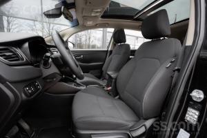 Black Kia Carens 2013 in Jelgava, with an engine capacity of 1.70 L and mileage of 0 thousand km for 7490 €, photo 11 on AUTOMOTO.COM.LV