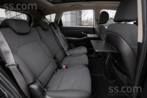 Black Kia Carens 2013 in Jelgava, with an engine capacity of 1.70 L and mileage of 0 thousand km for 7490 €, photo 16 on AUTOMOTO.COM.LV