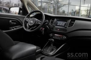 Black Kia Carens 2013 in Jelgava, with an engine capacity of 1.70 L and mileage of 0 thousand km for 7490 €, photo 18 on AUTOMOTO.COM.LV