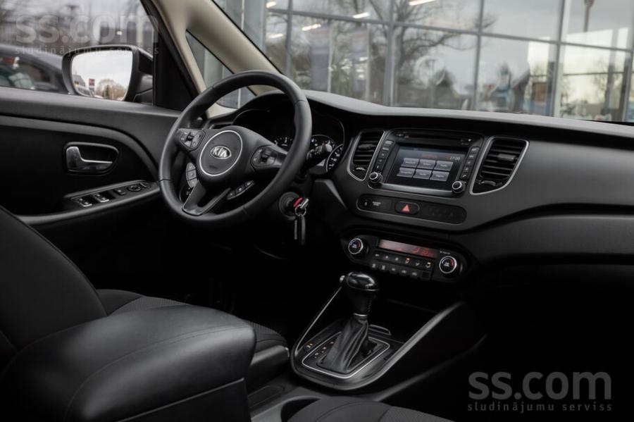 Black Kia Carens 2013 in Jelgava, with an engine capacity of 1.70 L and mileage of 0 thousand km for 7490 €, photo 18 on AUTOMOTO.COM.LV