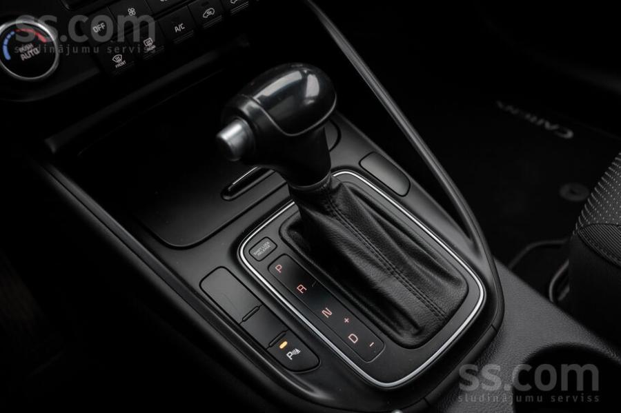 Black Kia Carens 2013 in Jelgava, with an engine capacity of 1.70 L and mileage of 0 thousand km for 7490 €, photo 21 on AUTOMOTO.COM.LV