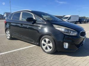 Melns Kia Carens 2013 Tauragė, ar dzinēja tilpumu 1.69 L un nobraukumu 267 tūkst. km par 3500 €, foto 3 vietnē AUTOMOTO.COM.LV