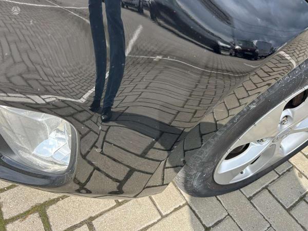 Melns Kia Carens 2013 Tauragė, ar dzinēja tilpumu 1.69 L un nobraukumu 267 tūkst. km par 3500 €, foto 9 vietnē AUTOMOTO.COM.LV