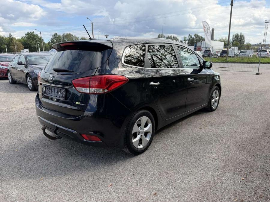 Melns Kia Carens 2013 Marijampole, ar dzinēja tilpumu 1.59 L un nobraukumu 115 tūkst. km par 4650 €, foto 5 vietnē AUTOMOTO.COM.LV