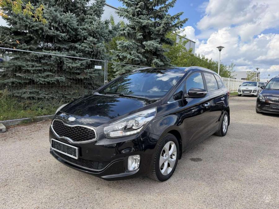 Melns Kia Carens 2013 Marijampole, ar dzinēja tilpumu 1.59 L un nobraukumu 115 tūkst. km par 4650 €, foto 9 vietnē AUTOMOTO.COM.LV