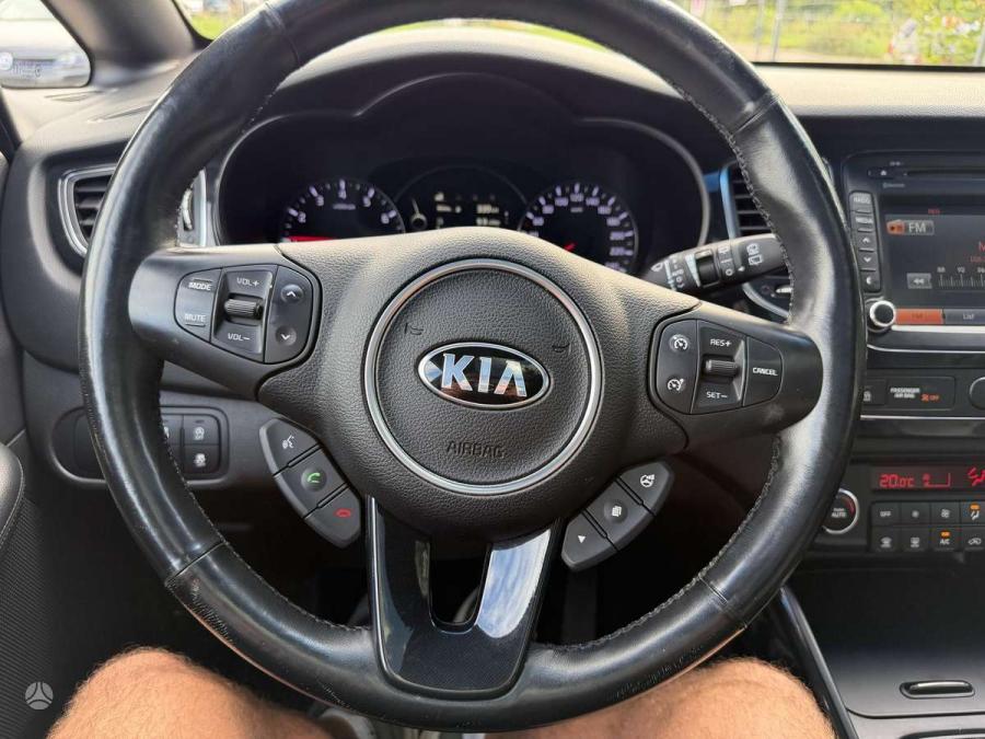 Melns Kia Carens 2013 Marijampole, ar dzinēja tilpumu 1.59 L un nobraukumu 115 tūkst. km par 4650 €, foto 14 vietnē AUTOMOTO.COM.LV