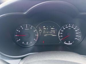 Melns Kia Carens 2013 Marijampole, ar dzinēja tilpumu 1.59 L un nobraukumu 115 tūkst. km par 4650 €, foto 17 vietnē AUTOMOTO.COM.LV