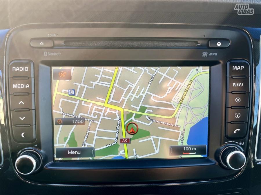 Black Kia Carens 2014 in Siauliai, with an engine capacity of 1.70 L and mileage of 269 thousand km for 6500 €, photo 16 on AUTOMOTO.COM.LV