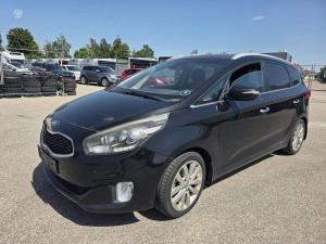 Melns Kia Carens 2014 Marijampole, ar dzinēja tilpumu 1.69 L un nobraukumu 27 tūkst. km par 3700 €, foto 3 vietnē AUTOMOTO.COM.LV