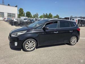 Melns Kia Carens 2014 Marijampole, ar dzinēja tilpumu 1.69 L un nobraukumu 27 tūkst. km par 3700 €, foto 4 vietnē AUTOMOTO.COM.LV