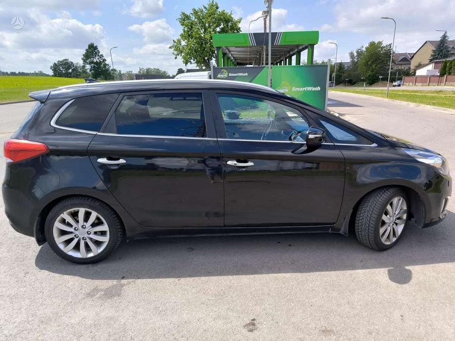 Melns Kia Carens 2016 Kauņa, ar dzinēja tilpumu 1.69 L un nobraukumu 241 tūkst. km par 4000 €, foto 7 vietnē AUTOMOTO.COM.LV
