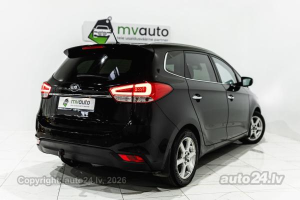 Black Kia Carens 2014 in Tallinn, with an engine capacity of 1.70 L and mileage of 201 thousand km for 5990 €, photo 8 on AUTOMOTO.COM.LV