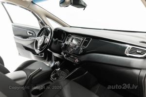 Melns Kia Carens 2014 Tallina, ar dzinēja tilpumu 1.70 L un nobraukumu 201 tūkst. km par 5990 €, foto 17 vietnē AUTOMOTO.COM.LV