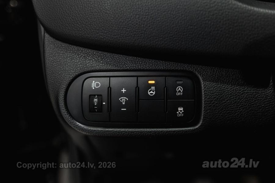 Melns Kia Carens 2014 Tallina, ar dzinēja tilpumu 1.70 L un nobraukumu 201 tūkst. km par 5990 €, foto 27 vietnē AUTOMOTO.COM.LV
