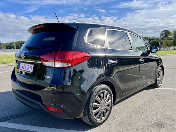 Melns Kia Carens 2014 Šauļi, ar dzinēja tilpumu 1.70 L un nobraukumu 269 tūkst. km par 5900 €, foto 8 vietnē AUTOMOTO.COM.LV