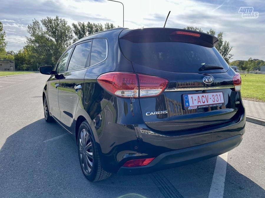 Melns Kia Carens 2014 Šauļi, ar dzinēja tilpumu 1.70 L un nobraukumu 269 tūkst. km par 5900 €, foto 10 vietnē AUTOMOTO.COM.LV