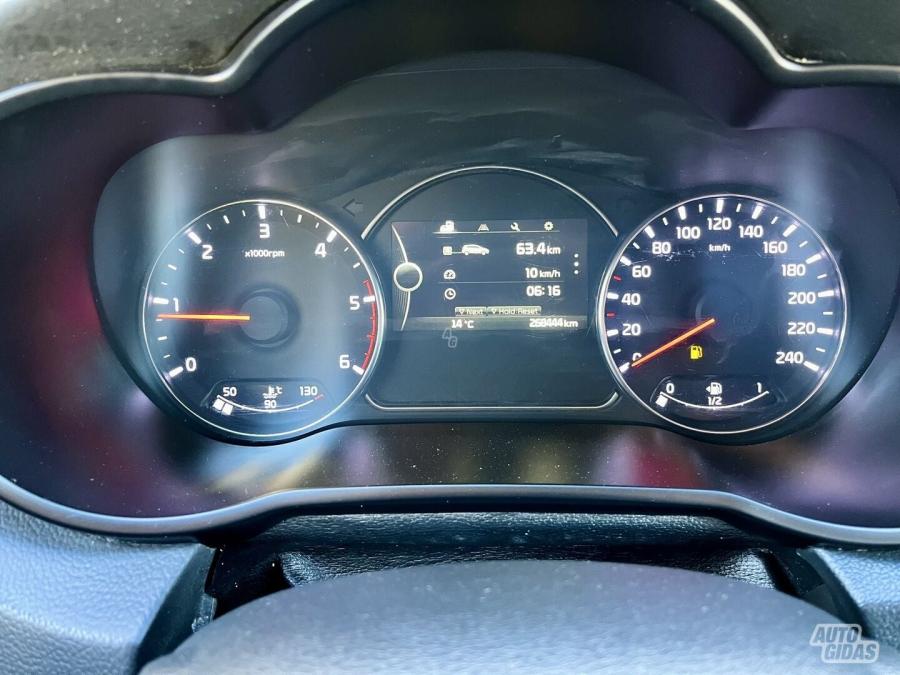 Melns Kia Carens 2014 Šauļi, ar dzinēja tilpumu 1.70 L un nobraukumu 269 tūkst. km par 5900 €, foto 15 vietnē AUTOMOTO.COM.LV