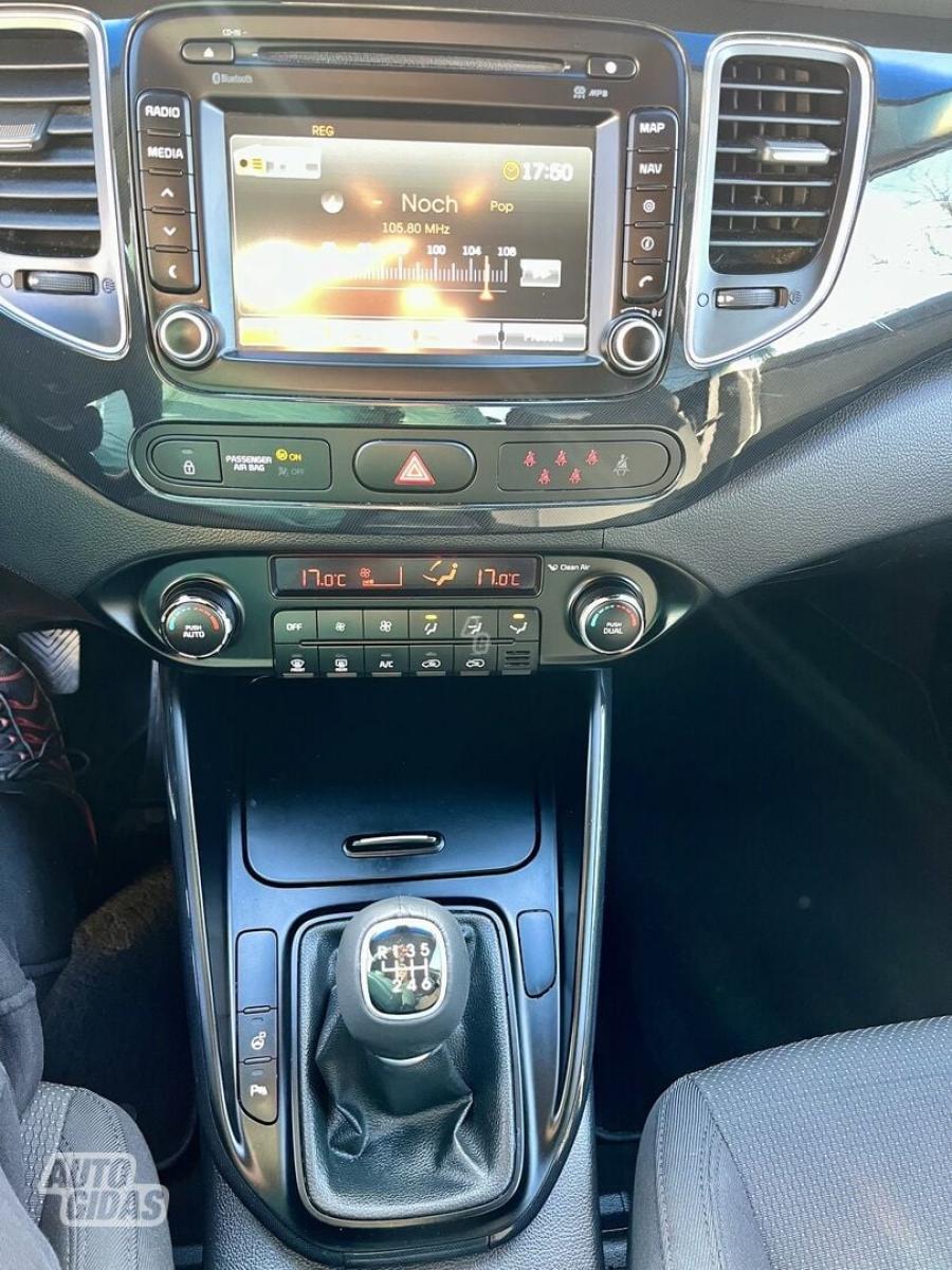 Melns Kia Carens 2014 Šauļi, ar dzinēja tilpumu 1.70 L un nobraukumu 269 tūkst. km par 5900 €, foto 18 vietnē AUTOMOTO.COM.LV