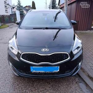 Black Kia Carens 2016 in Kaunas, with an engine capacity of 1.70 L and mileage of 178 thousand km for 7250 €, photo 2 on AUTOMOTO.COM.LV