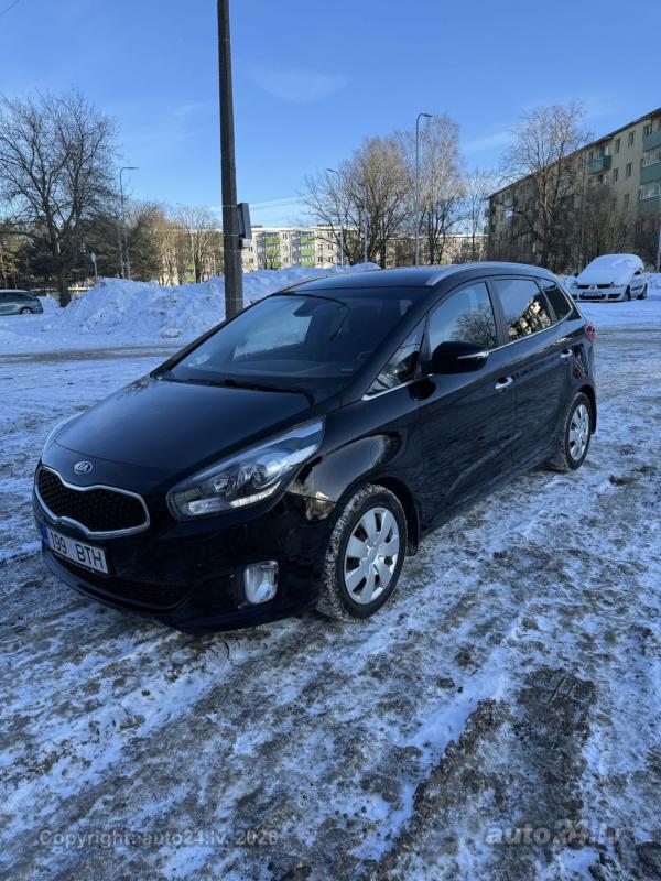 Melns Kia Carens 2017 Tallina, ar dzinēja tilpumu 1.70 L un nobraukumu 153 tūkst. km par 9200 €, foto 2 vietnē AUTOMOTO.COM.LV